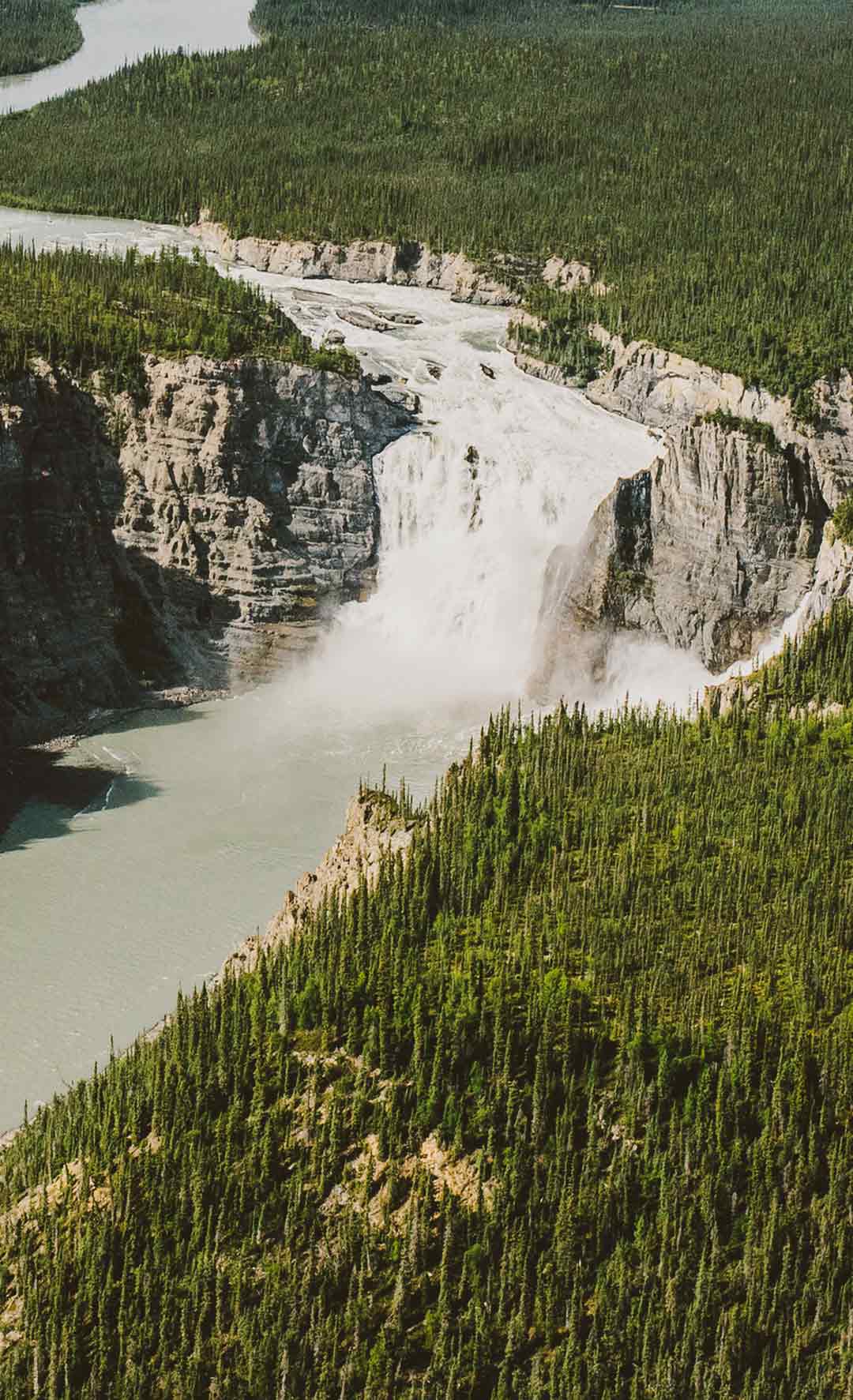 Paddling the Spectacular Nahanni River | Top 10 Tips!
