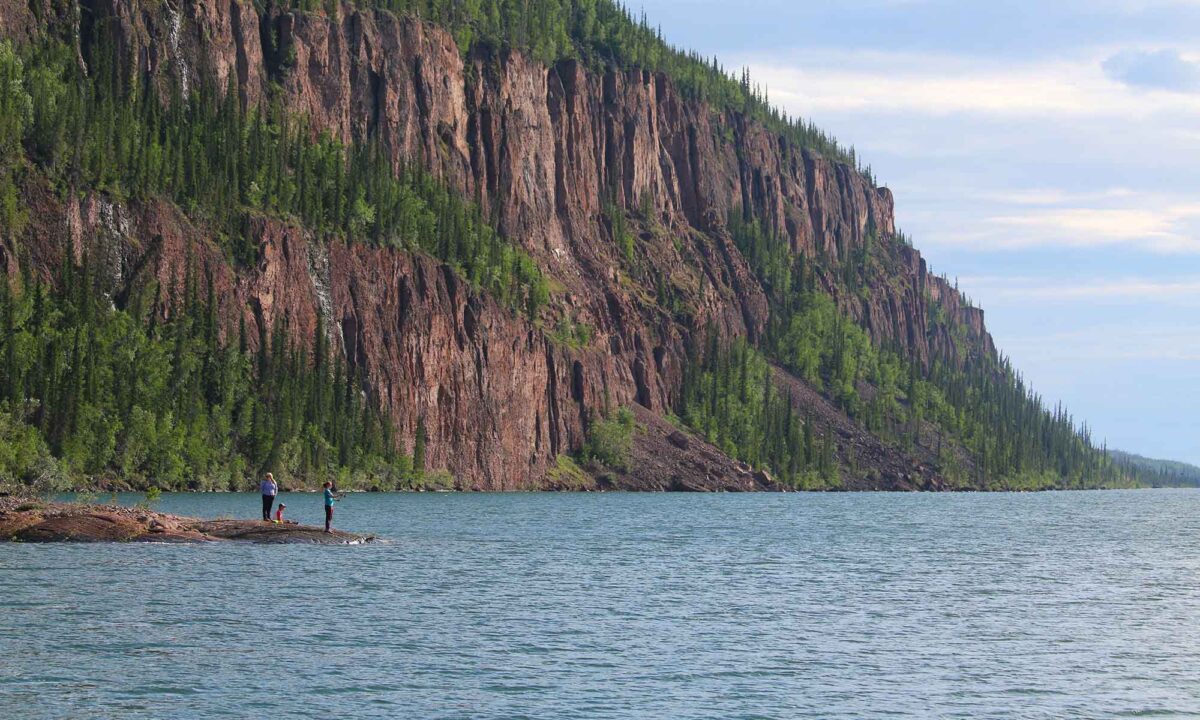 Great Slave Lake Visitor & Paddler’s Guide | Jackpine Paddle